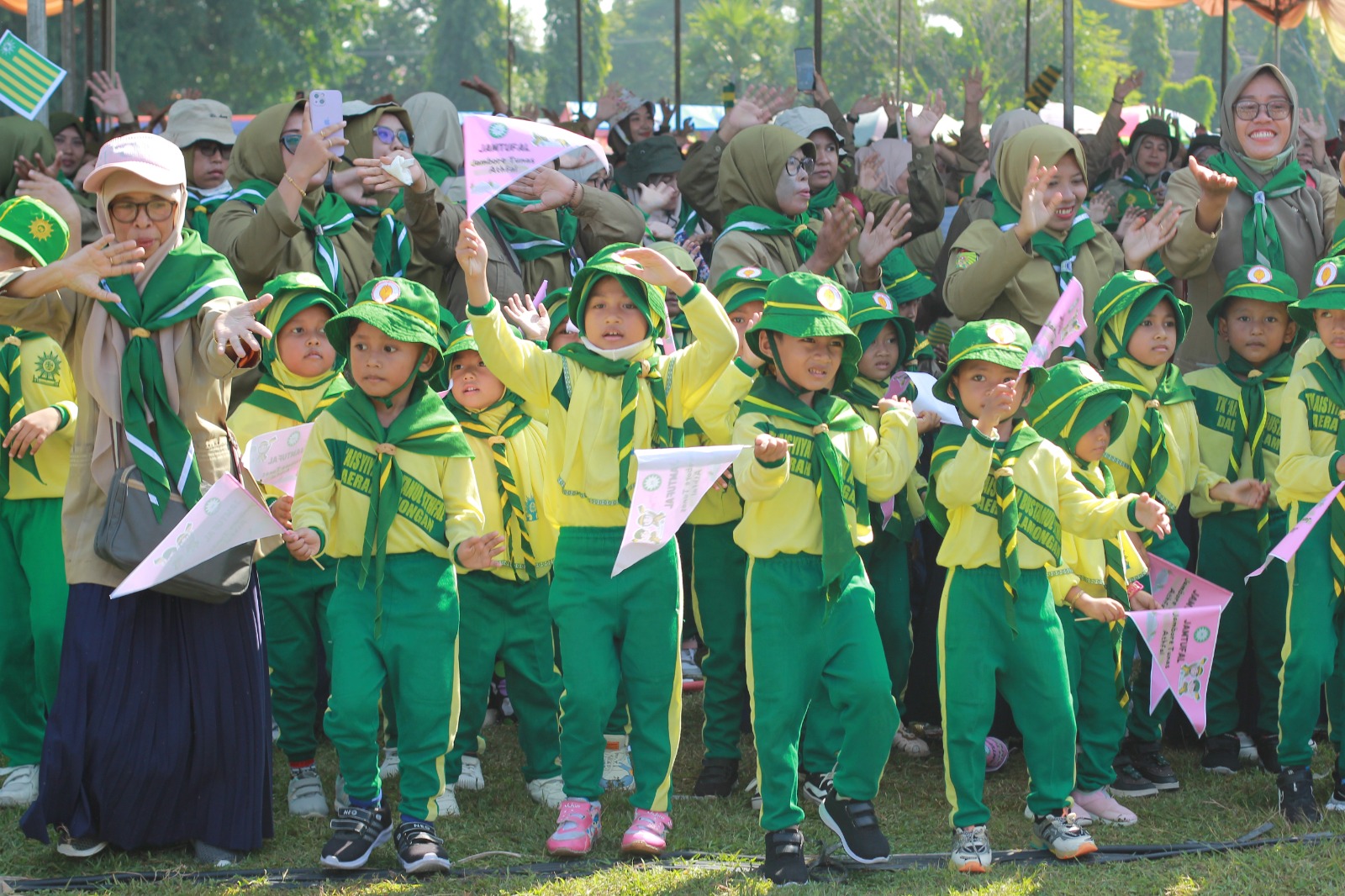 Gegap Gempita Lautan Anak-anak Muhammadiyah - Muhammadiyah Lamongan
