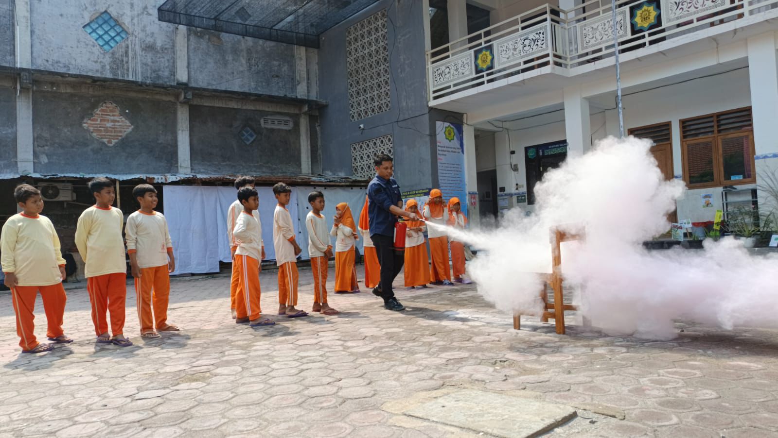 Siswa dan Guru SD Musaka Ikuti Pelatihan Mitigasi Bencana: Gempa Bumi ...