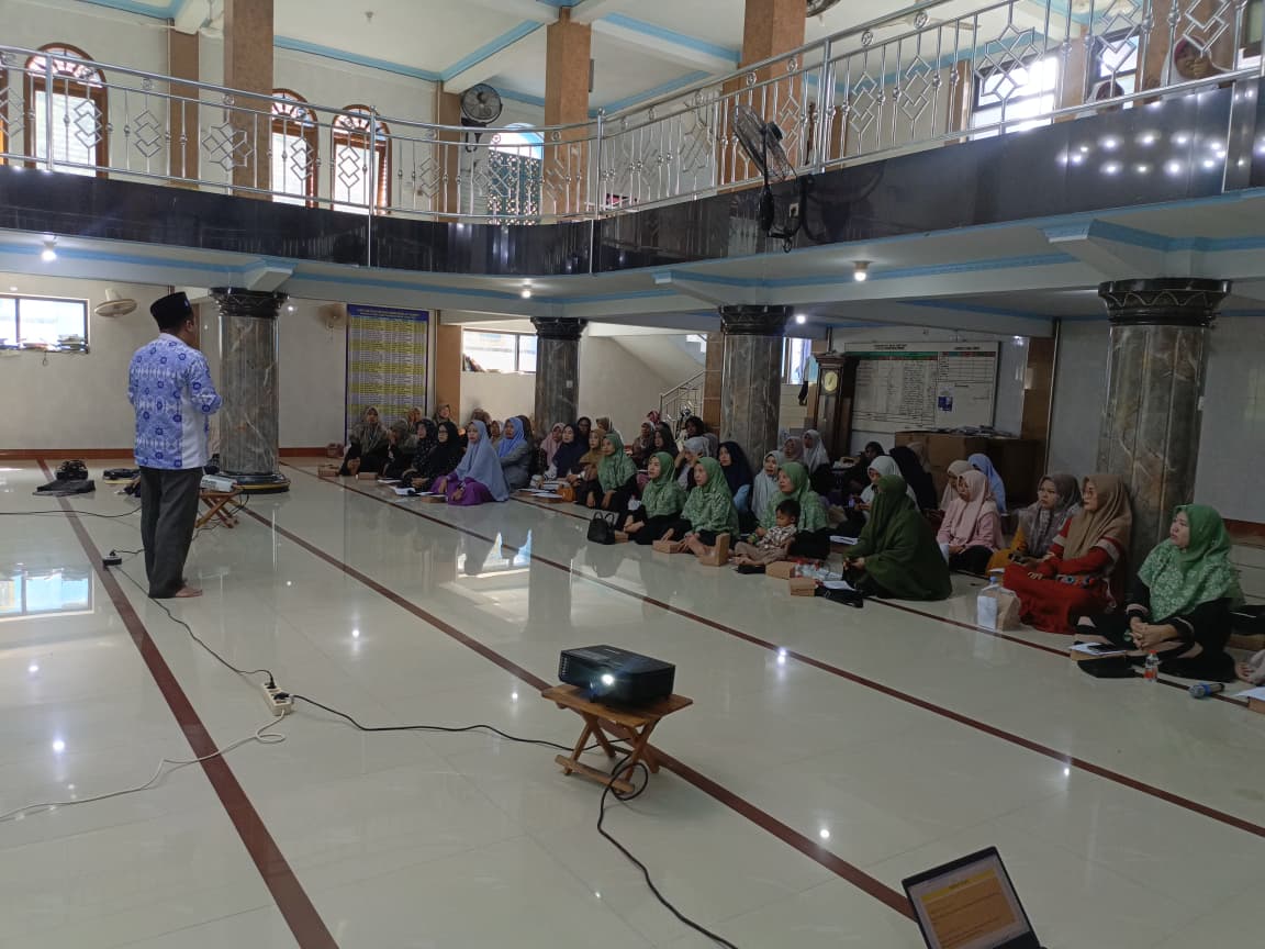 Parenting SD Musaka, Hadirkan Trainer Pusat Tajdied Center ...