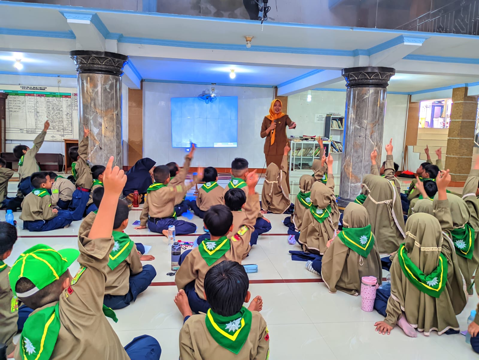 Edukasi Pola Gizi yang Baik dan Kesehatan Tubuh Pada Class Meeting SD ...