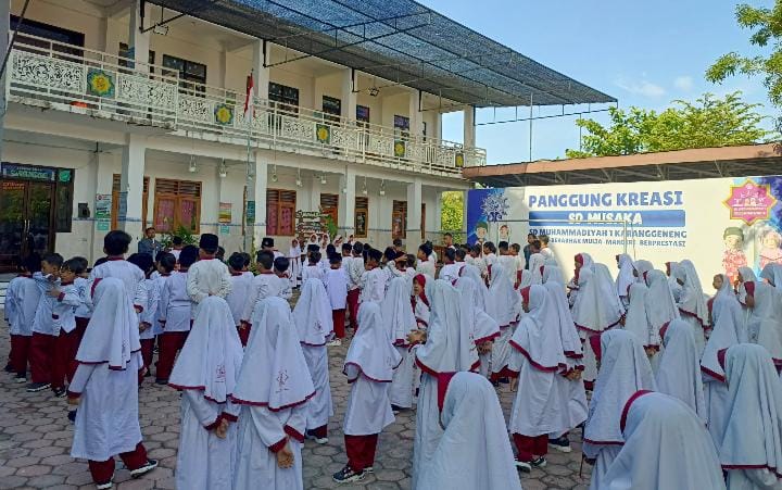 SD Musaka Ciptakan Momen Penuh Warna dalam Peringatan Isra Mikraj Nabi ...